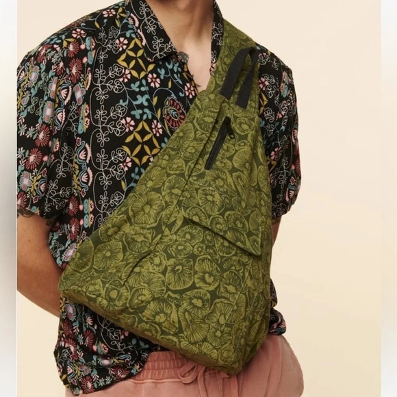 EARTHBOUND | Bags | Earthbound Trading Mushroom Utility Sling Bag Green ...